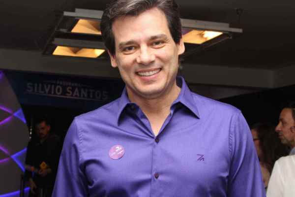 Celso agradece e emociona fãs com mensagens surpreendentes - SBT