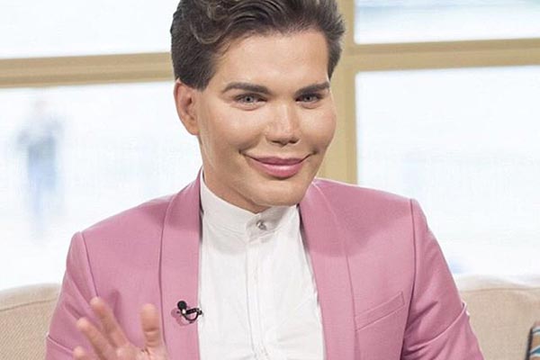 Ken Humano faz nova transformação e choca seguidores - SBT