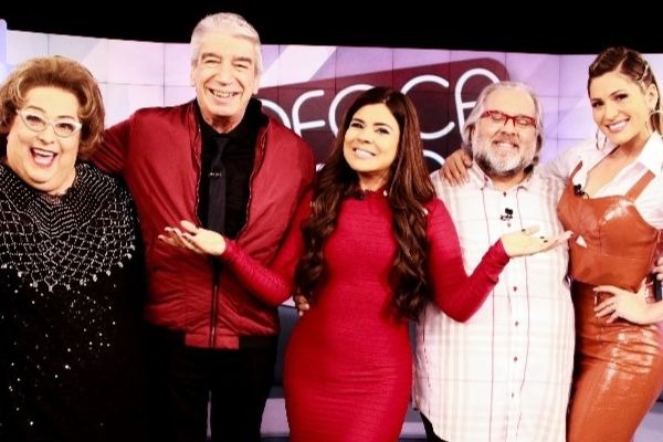 SBT TV | Sucesso! Fofocalizando alcança a marca de 1 milhão!