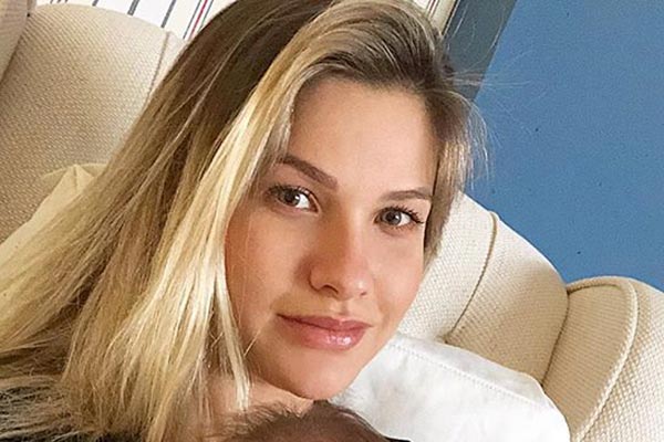 SBT TV | Andressa Suita posta foto poderosa e arranca elogios SBT TV | Andressa Suita posta foto poderosa e arranca elogios