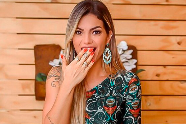 SBT TV | Kelly Key comemora 36 anos com festa intimista