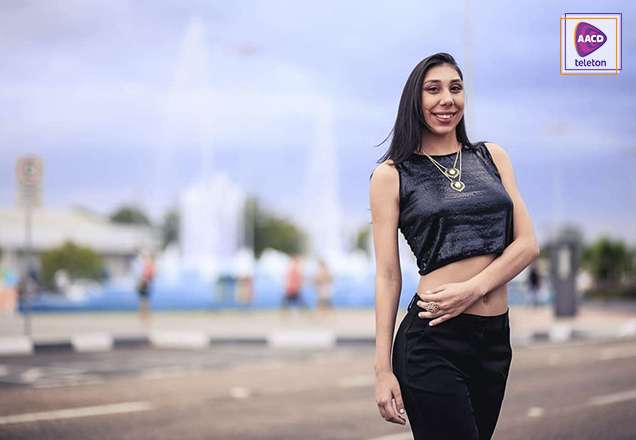 SBT TV | Conheça a Ana Victória, a primeira modelo com microcefalia do ...