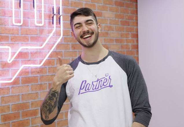 Jukes comemora resultado de transmissão e celebra início do Teleton ...