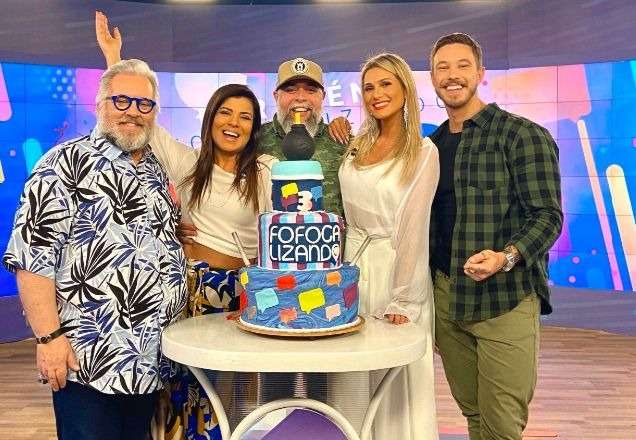 SBT TV | Fofocalizando completa 3 anos nesta quinta-feira (23)