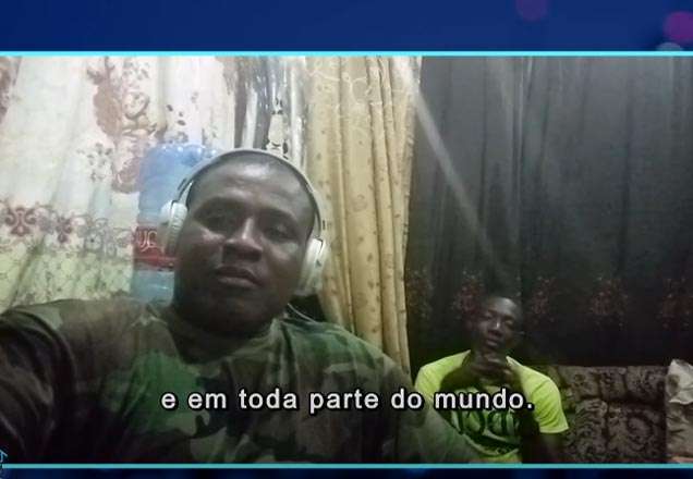 SBT TV | Benjamin Aidoo famoso pelo \"Meme do Caixão\" fala sobre sua ...