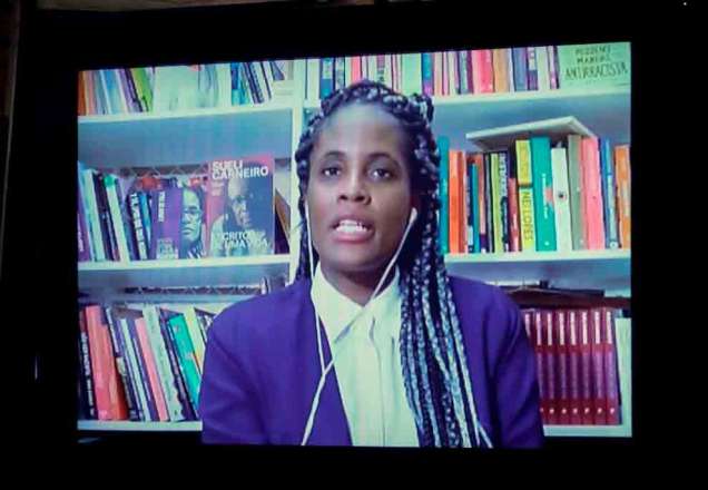 Djamila Ribeiro é a entrevistada do Poder em Foco neste domingo - SBT Djamila Ribeiro é a entrevistada do Poder em Foco neste domingo - SBT