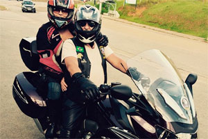 SBT TV | Você sabe quem é esta famosa motogirl?