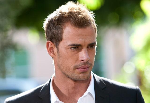 Aos 40 anos, Will Levy exibe tanquinho e reforça cuidados com a saúde - SBT