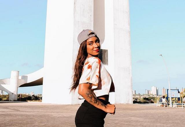 SBT TV | Kim Sola revela sua nova paixão e inspiração no Crushzyn de Verão