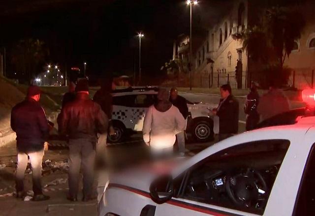 Homem Em Situação De Rua é Assassinado A Facadas Após Briga Polícia