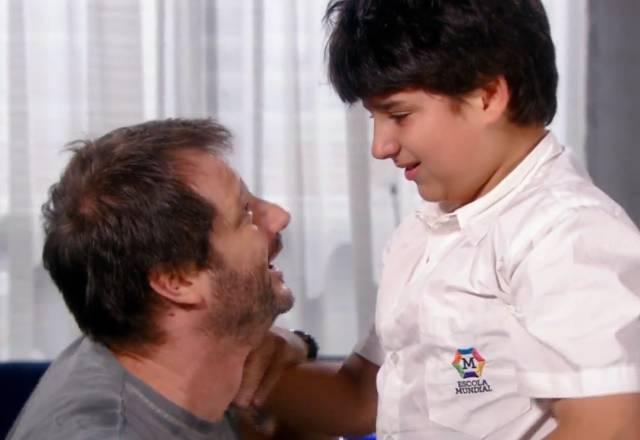 SBT TV | Carrossel: Rafael reencontra Jaime e em uma cena emocionante