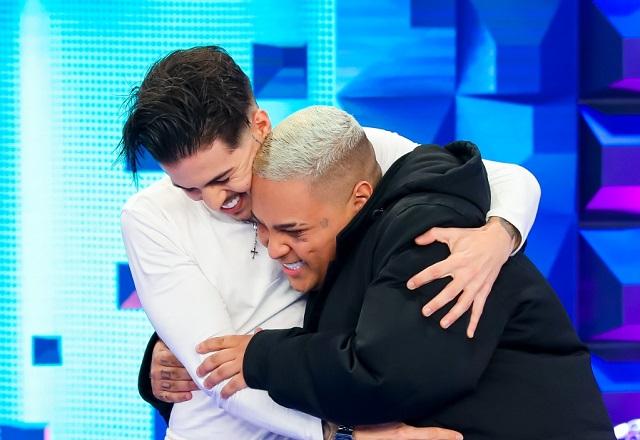 Programa Silvio Santos terá Biel x MC Ryan SP no Jogo das 3 Pistas - SBT