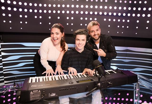 Davi Campolongo participa do PoliCast desta terça-feira (30); ator toca ...