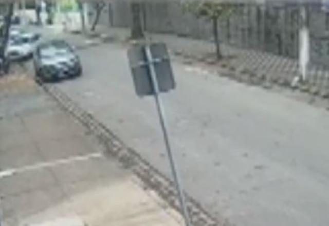 Mulher atropela bandidos e salva o marido ameaçado com arma em Santos - SBT