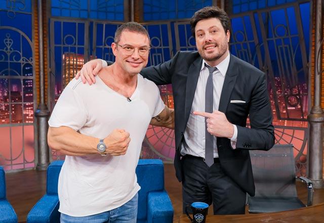 SBT TV | Paulo Muzy fala sobre seu físico e declara: \"não me acho forte\"