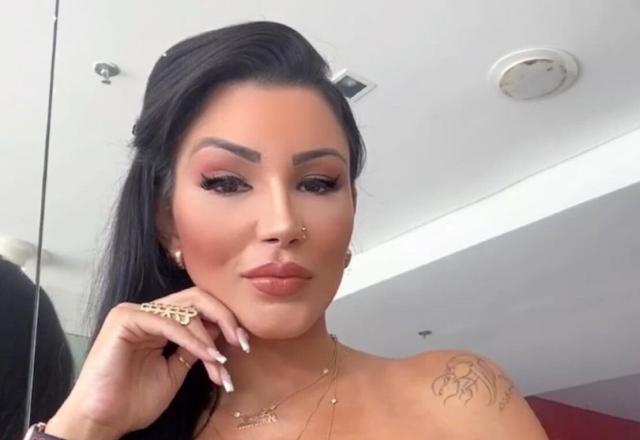 SBT TV | Jenny Miranda exibe bumbum perfeito ao posar com lingerie sensual