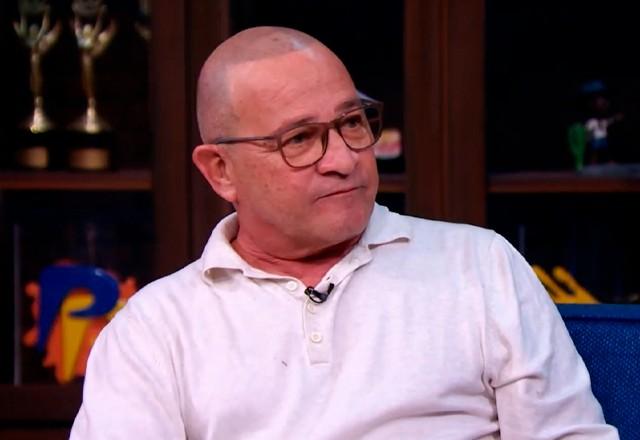 SBT TV | Sobrevivente relembra acidente do voo Varig 254: \"3 dias na ...