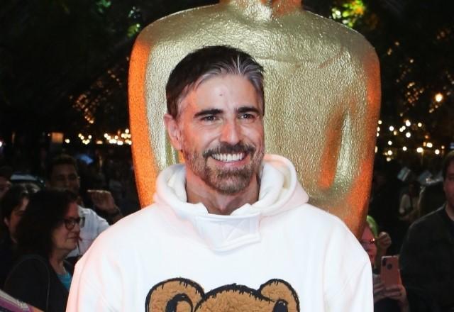 SBT TV | Reynaldo Gianecchini aparece com look inesperado em tapete vermelho