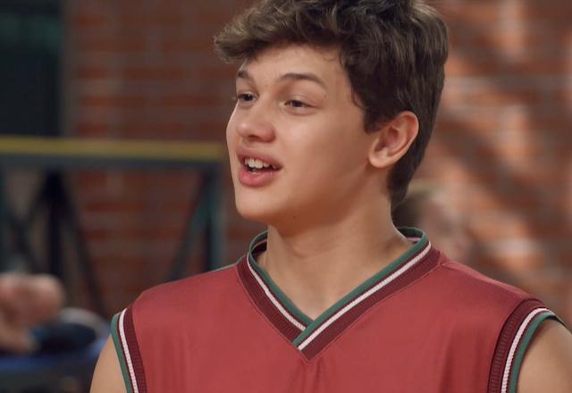 Nesta sexta-feira (08), Alex e Téo arrumam confusão no CEC - SBT