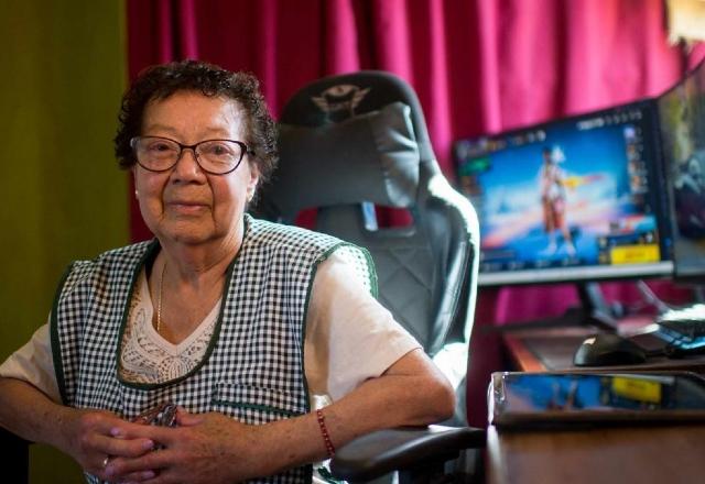 Mami Nena: A incrível Vovó Gamer que conquista corações no Free Fire - SBT