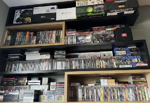 Entusiasta de videogames exibe coleção de 400 itens que marcaram época ...