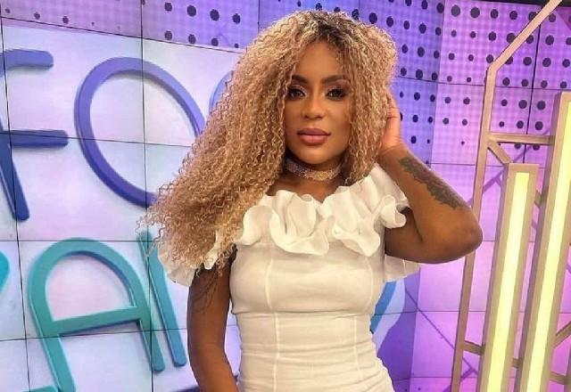 SBT TV | \"Expulsa de casa aos 15, hoje sou estrela do SBT\": Cariúcha ...