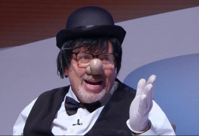 SBT TV | Humorista Santos, do Programa do Ratinho, é sabatinado por ...