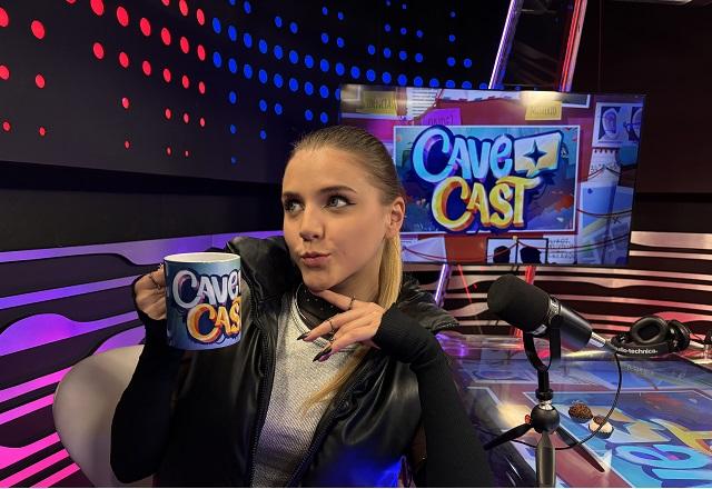 SBT TV | Giu Nassa é a convidada do CaveCast desta terça-feira (03)