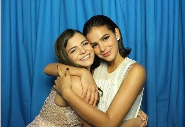 SBT TV | Irmã de Bruna Marquezine encanta Web com novo visual